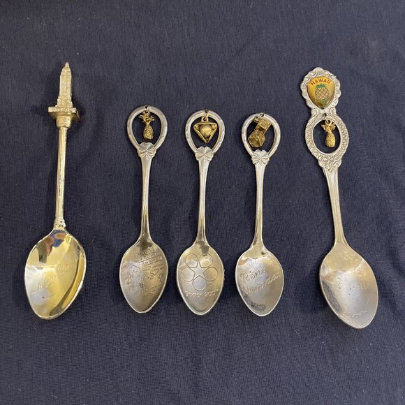 Wall Decor | Collector Spoons Figure Dangle Souvenir States And Towns ...